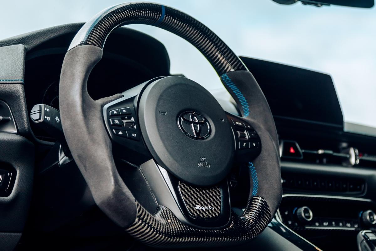 Elevate Your Drive with Custom Steering Wheels from FlamingHawk