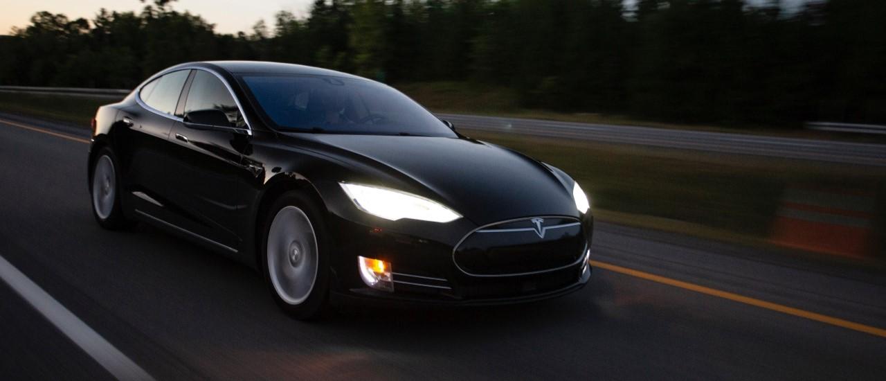 Tesla Model S/X Custom Steering Wheel – FlamingHawk