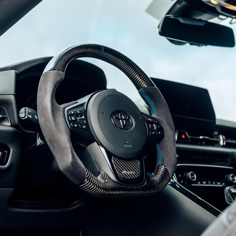 Mercedes Benz [2020-2021] Custom Steering Wheel – FlamingHawk